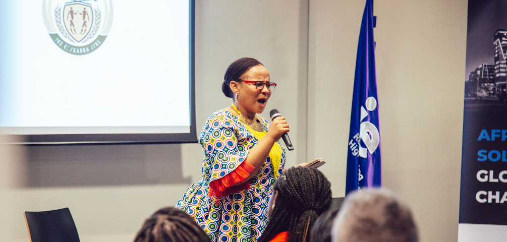 Lebo Mashile delivers powerful poetry performance at IE - Africa at IE
