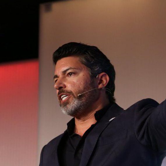 Alex Kalomparis | IE Insights