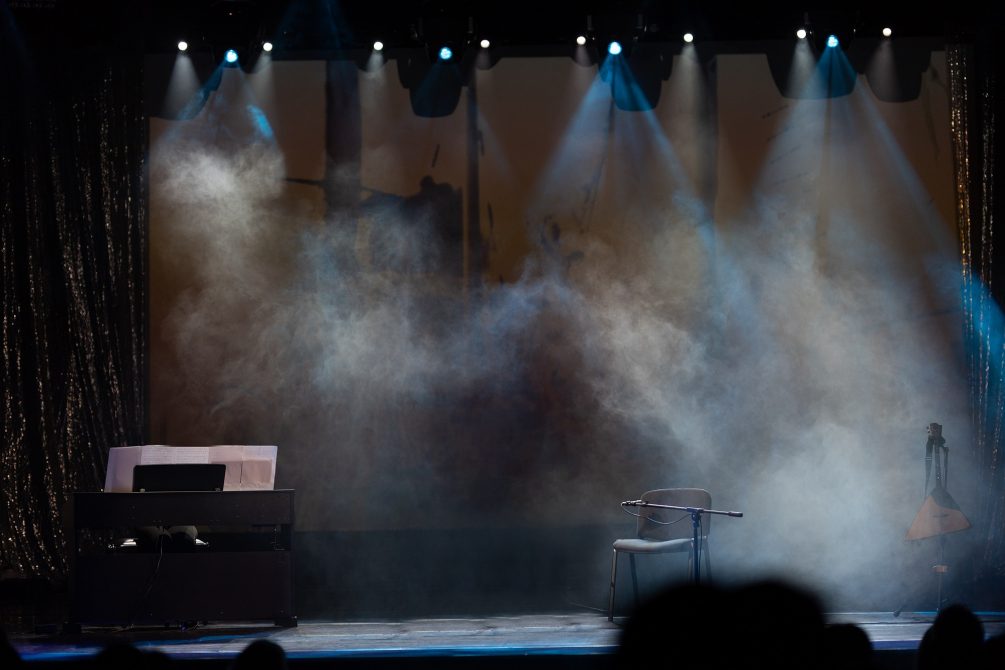 Stage Management: the Workplace of Theater | IE Insights