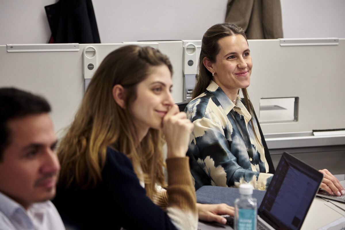 Exploring the Global Online MBA: Hybrid master's programs