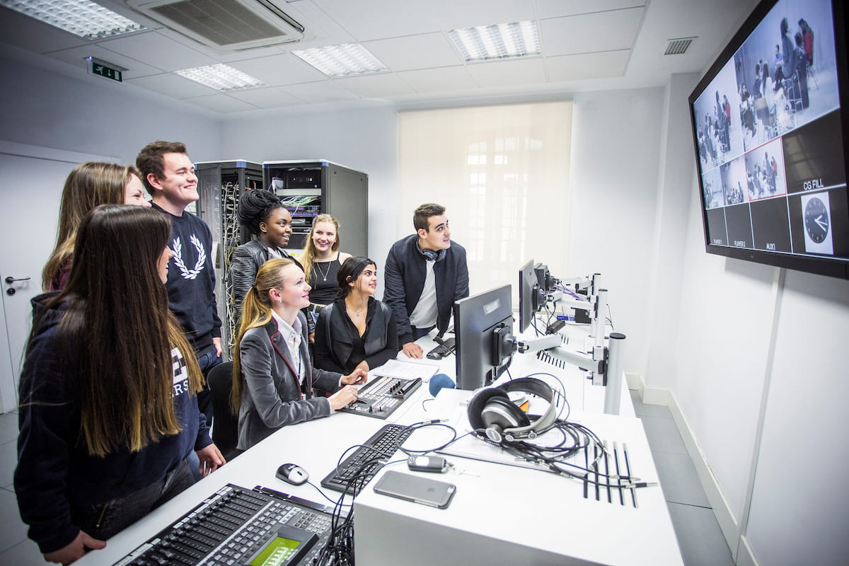 Unmanned Aerial Systems: Study the future of drones